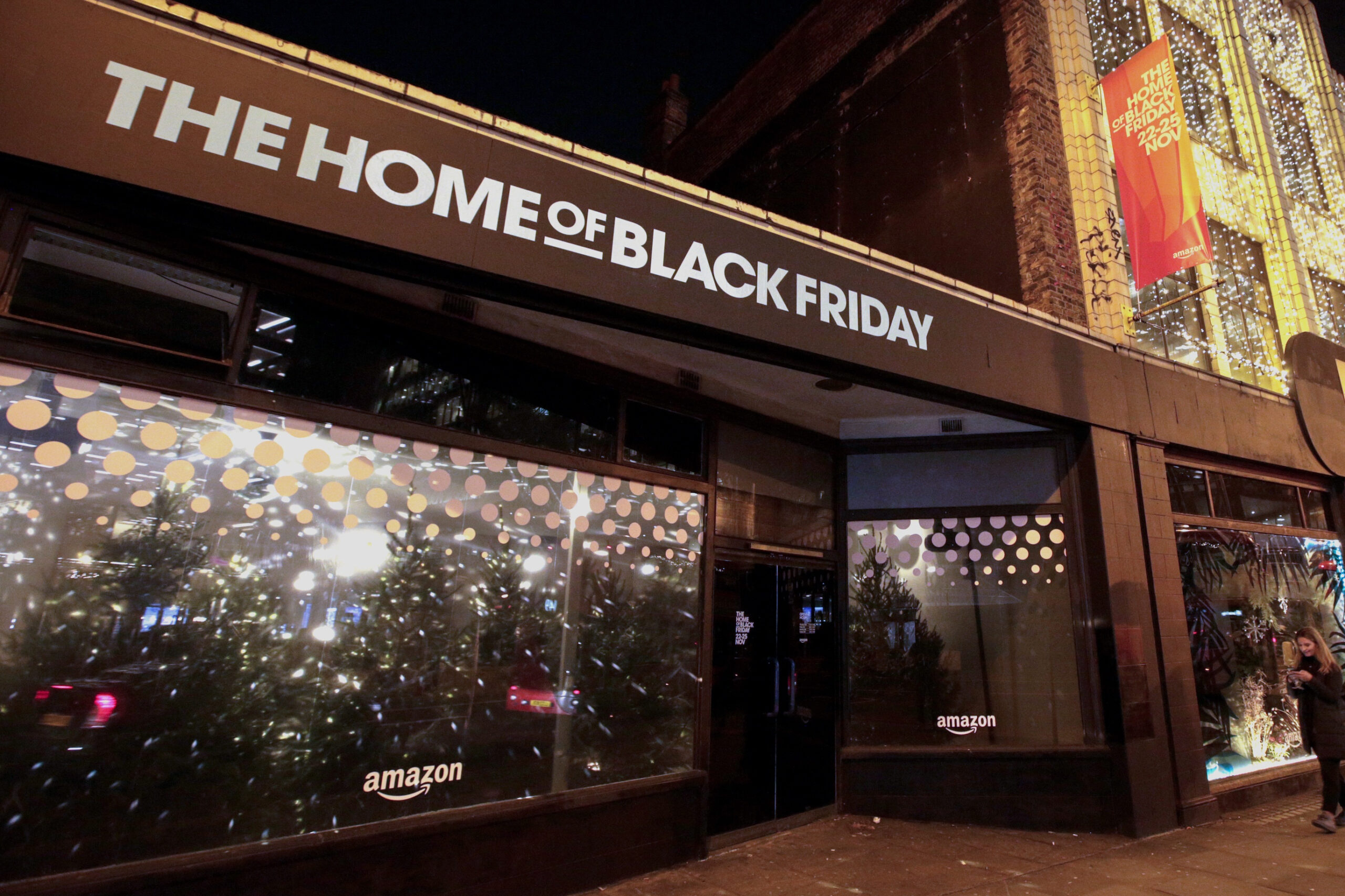 Amazon Home of Black Friday pop-up store is open today for 24 hours to ...