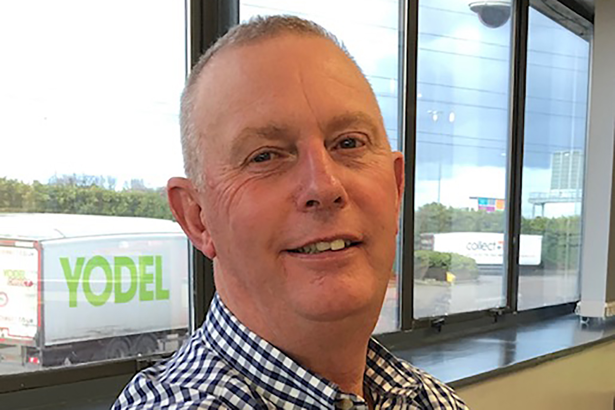 Yodel celebrate 30 year anniversary of Robin Beard - ChannelX